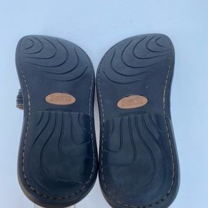 Born Crown | Shoes | Born Crown Sandal With Coconut Accents Sz 7 | Poshmark